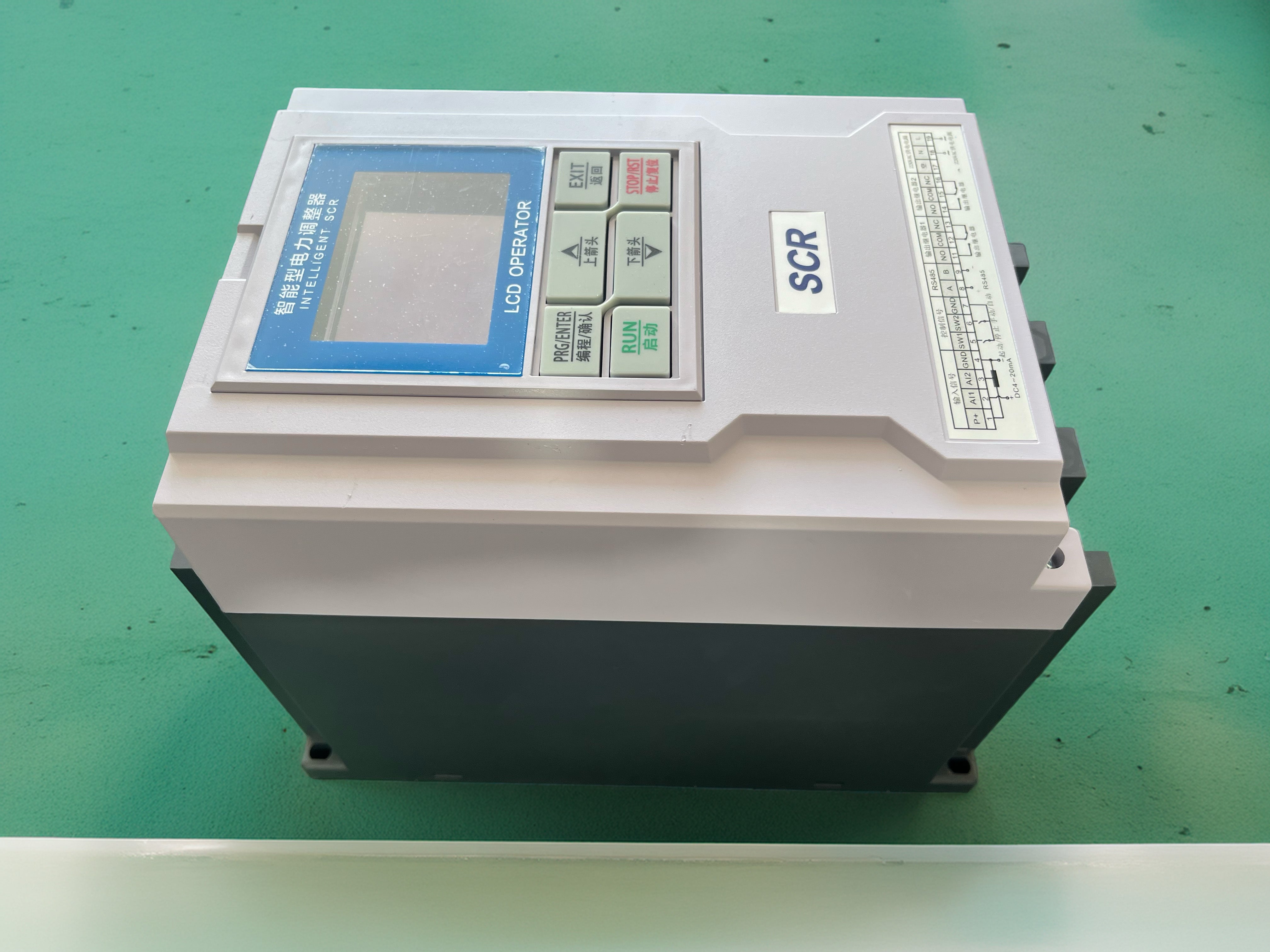 How Does Phase-Angle Firing of the Thyristor Power Controller Work?